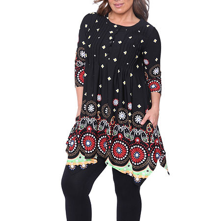 Click here for Plus Size White Mark Lucy Medallion Print Tunic prices