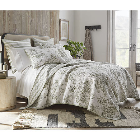 Click here for Linden Street Haven Toile Quilt  One Size  Green prices