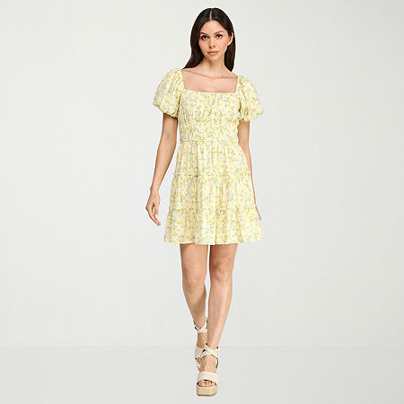 Click here for Trixxi Womens Juniors Short Sleeve Floral Fit + Fl... prices