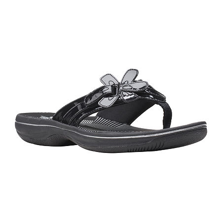 Click here for Clarks Cloudsteppers Womens Brinkley Flora Flip-Fl... prices