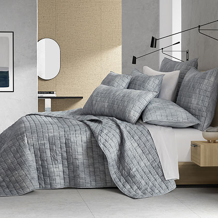Click here for Oscar Oliver Nils 3-Pc. Quilt Set  Full/Queen - Bl... prices