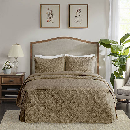 Madison Park Quebec Open Corner Pleated Quilted Bedspread  King - Khaki