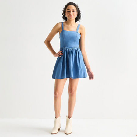 Click here for Arizona Womens Sleeveless Juniors Babydoll Dress... prices