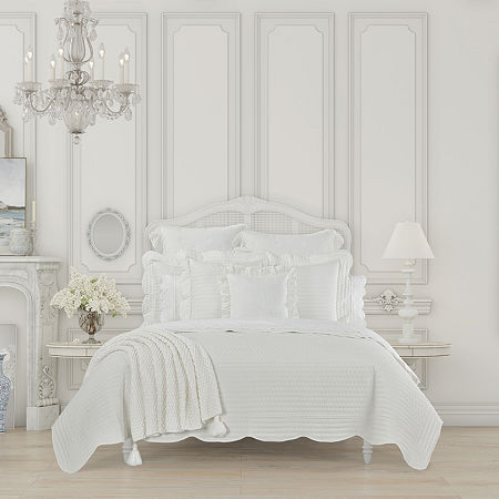 Click here for J. Queen Cottage Amherst Quilt prices