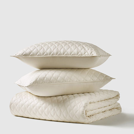 Click here for J Queen New York Premier Cotton Sateen 3-Pc. Quilt... prices