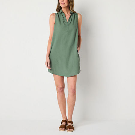 Click here for St. Johns Bay Womens Sleeveless Floral Shift Dress... prices