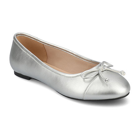 Click here for Journee Collection Kaiah Womens Cap Closed Toe Bal... prices