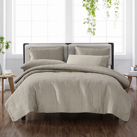 Click here for Cannon Heritage Solid Quilt Set  One Size  Brown prices