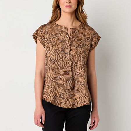 Click here for Liz Claiborne Womens Split Crew Neck Short Sleeve... prices