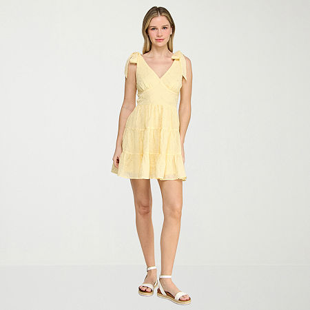 Click here for Trixxi Womens Juniors Sleeveless Embroidered Fit +... prices