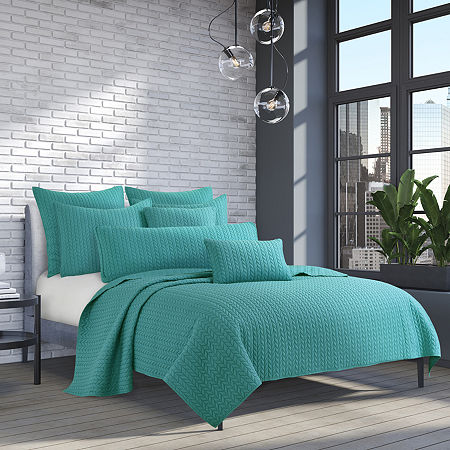 Click here for J by J Queen Cayman Quilt  Full/Queen - Turquoise prices