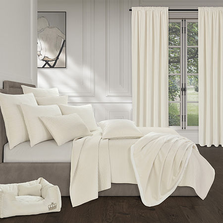 J. Queen New York Townsend 3pc. Quilt Set