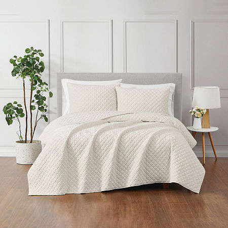 Click here for Royal Velvet Diamond Velvet Quilt Set prices