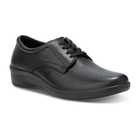 Click here for Eastland Hayden Womens Round Closed Toe Oxford Sho... prices