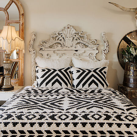 Click here for JUNK GYPSY Queen Ranch Cotton Reversible Quilt Set... prices