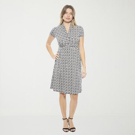 Click here for 24seven Comfort Apparel Womens Geometric V-Neck Sh... prices