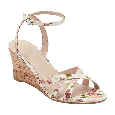 Click here for BANDOLINO Womens Adler Wedge Sandals  8 Medium  Pi... prices