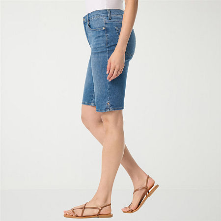 Click here for Gloria Vanderbilt Amanda Womens 11 Denim Short  6... prices