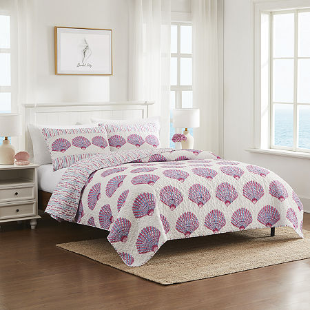 Click here for Avanti Scallop Shell Reversible 3-Pc. Quilt Set  K... prices