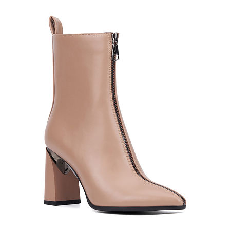 Click here for Womens Hyde Pointed Toe Ankle Boot - Taupe prices