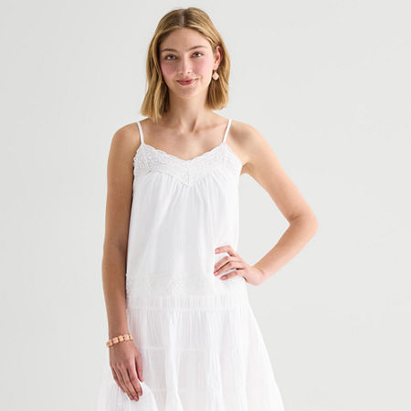 Click here for a.n.a Womens V Neck Sleeveless Lace Trim Camisole... prices