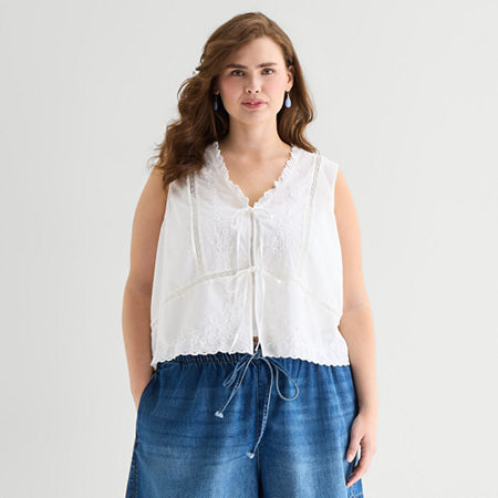 Click here for a.n.a Womens Plus V Neck Sleeveless Embroidered Ve... prices