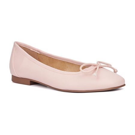 Click here for Womens New York & Company Paulina Ballet Flats prices