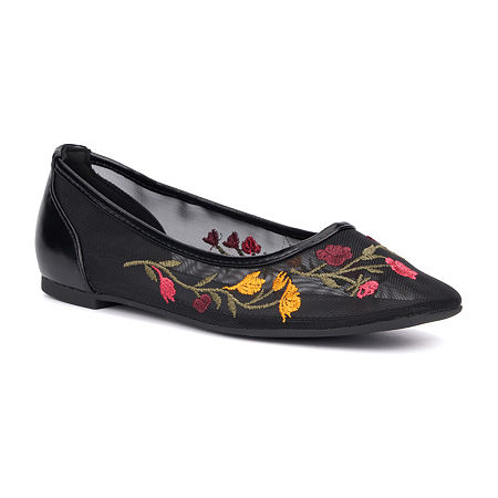 Click here for Womens New York & Company Bardot Ballet Flats prices