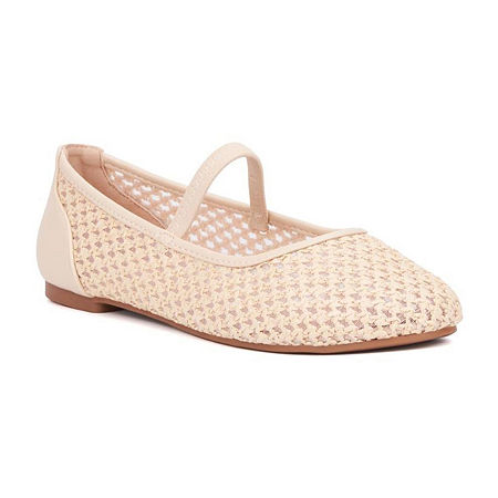 Click here for New York & Company Alena Womens Round Closed Toe B... prices