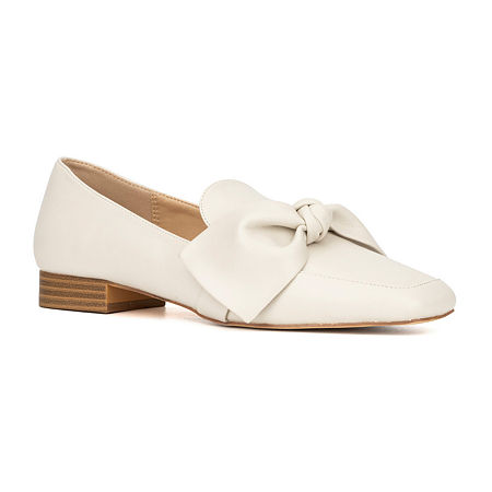 Click here for New York & Company Dominca Womens Moc Closed Toe L... prices