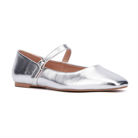 Click here for New York & Company Page Womens Square Closed Toe B... prices