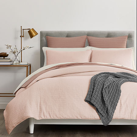Click here for Fieldcrest Luxury Stripe Matelasse 3-pc. Duvet Cov... prices