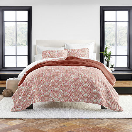 Click here for ienjoy Home Scallop Reversible 3-Pc. Lightweight Q... prices