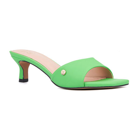 Click here for Womens New York & Company Gaia Slide Sandals prices