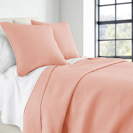 Click here for Home Expressions Geo Stitch Quilt  One Size  Pink prices