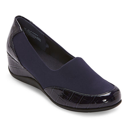 Click here for east 5th Elander Womens Moc Closed Toe Slip-On Sho... prices