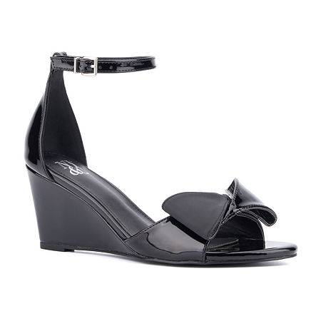 Click here for Womens New York & Company Shelby Wedge Sandals prices