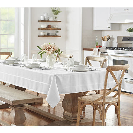 Click here for Elrene Elegance Plaid Tablecloth prices