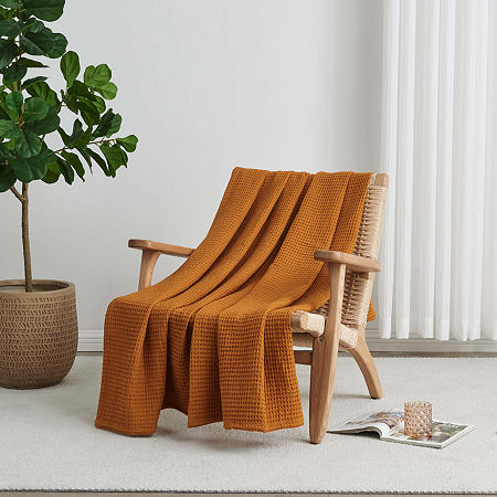 Click here for Patina Vie Maison Cotton Waffle Weave Washable Rev... prices