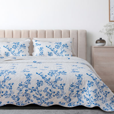 Linery Blue Floral Scalloped Hem Reversible Quilt Set EC700112, Color ...