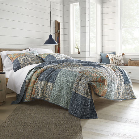 Click here for Linden Street Westgrove Quilt  One Size  Blue prices