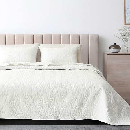Click here for Linery Geometric Pinsonic 3-pc. Reversible Quilt S... prices