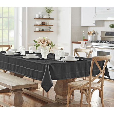 Click here for Elrene Elegance Plaid Tablecloth prices