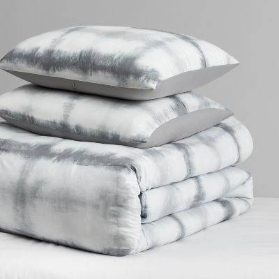 Forever 21's new home line at JCPenney is full of college essentials ...