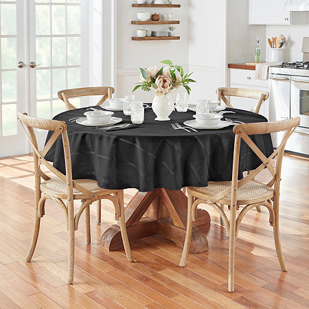 Click here for Elrene Elegance Plaid Tablecloth prices