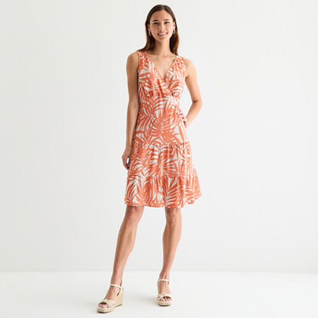 Click here for Womens Connected Apparel Sleeveless Palm Tier A-Li... prices