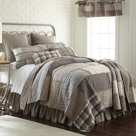 Click here for Donna Sharp Smoky Cobblestone Quilt  One Size  Bei... prices