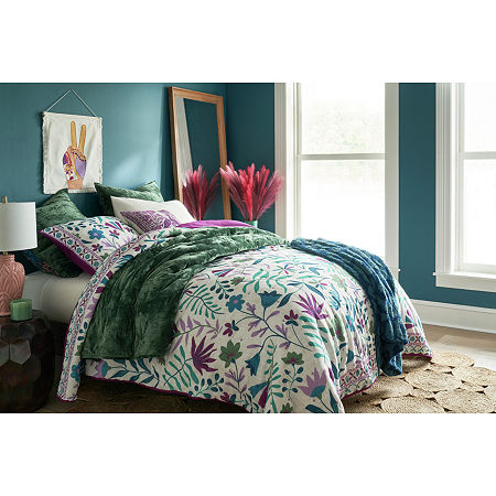 Click here for Distant Lands Amira Quilt Set  One Size  Purple prices