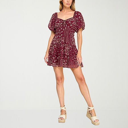Click here for Trixxi Womens Short Sleeve Floral Juniors Fit + Fl... prices
