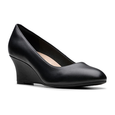 Clarks Womens Collection Olivette Cultured Pearl Pumps - Black Leather